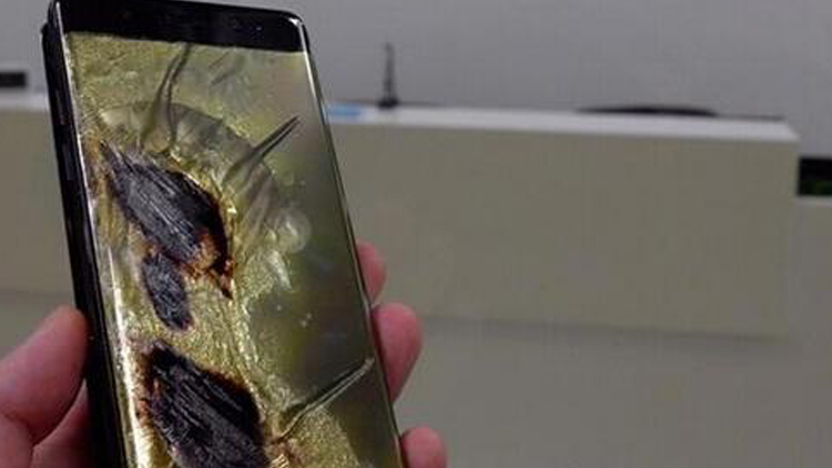 Note7机主诉三星案一审宣判：三星无欺诈行为_时讯_看看新闻网